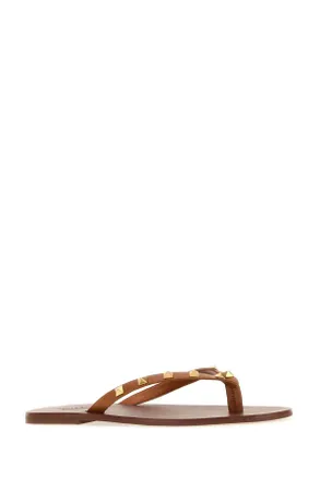 Valentino Garavani Mens Brown Leather Rockstud Thong Slippers Roastedpecan Flat Shoes
