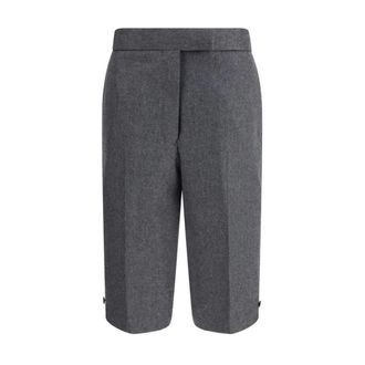 Thom Browne Femme, Shorts, Gris, Taille: 36 FR Solid Wool Flannel Bermuda Short