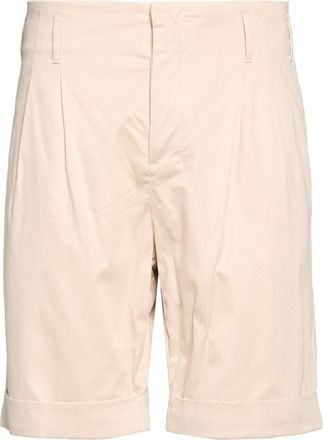 Liu Jo HOSEN & R&Ouml;CKE - Shorts & Bermudashorts auf YOOX.COM