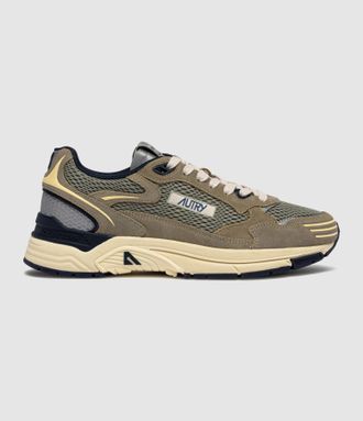 Autry Baskets Homme Hyperway Low Sue Meshact Silver Sage Spabl