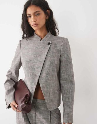 Mango Celia Blazer-Kombiteil mit hohem Kragen und Knopfdetail im grauen Karomuster-Braun