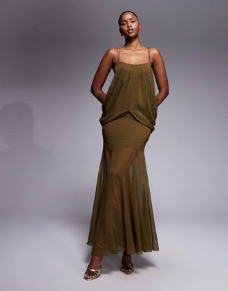 Asos Robe longue drap&eacute;e avec jupe &agrave; godets et bretelles fines - Kaki-Vert