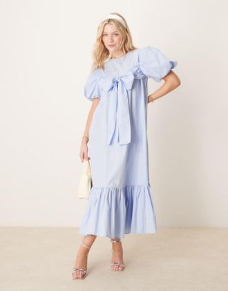 Sister Jane Sister Jane - Robe mi-longue avec noeud oversize - Bleu clair