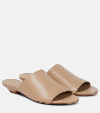 Khaite Pantoletten Marion aus Leder