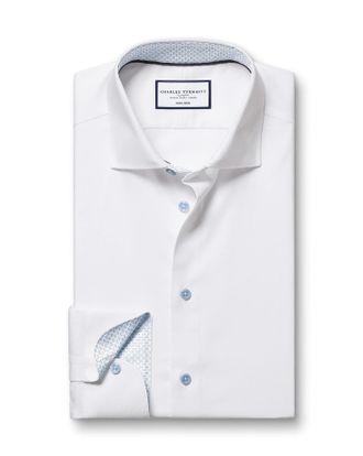 CHARLES TYRWHITT B&uuml;gelfreies Stretch-Hemd mit bedrucktem Besatz - Wei&szlig; Knopfmanschette