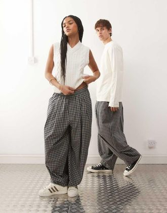 Collusion Unisex - Pantalon bouffant oversize &agrave; carreaux fonc&eacute;s-Multicolore