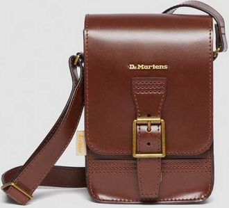 Dr. Martens Vegan Glattleder Umh&auml;ngetasche in Br&auml;unen/Braun