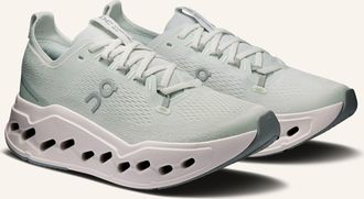 On Laufschuhe Cloudsurfer Max weiss