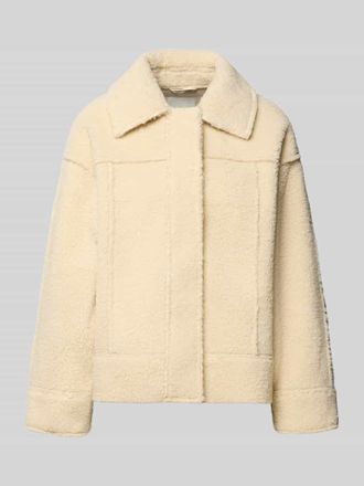 Ichi Jacke aus Teddyfell Modell HELIVAZ