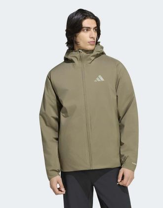 adidas adidas Performance - Terrex Multi Essentials Climaroof - Isolierte Jacke in Olive Strata mit Kapuze-Gr&uuml;n