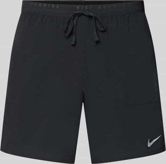 Nike Regular Fit Sportshorts mit Dri-FIT-Technologie Modell STRIDE