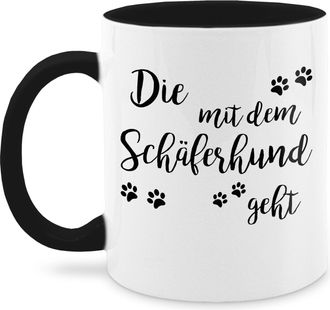 Shirtracer Tasse Tassen 325ml - Deko Hobby Geschenk - Die mit dem Schäferhund geht - 325 ml - Schwarz - schäferhunde hundemotiv