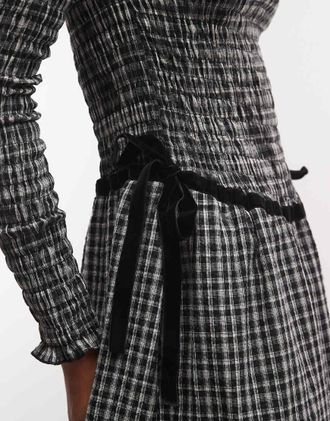 Daisy Street robe longue &agrave; taille basse fronc&eacute;e &agrave; carreaux noir et blanc-Multi