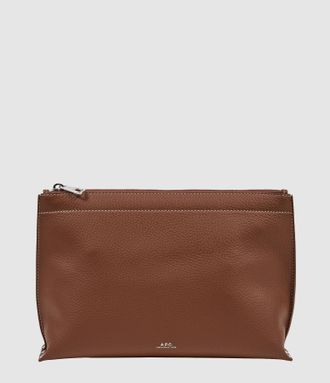 A.P.C. Pochette Neige Clou Hazelnut