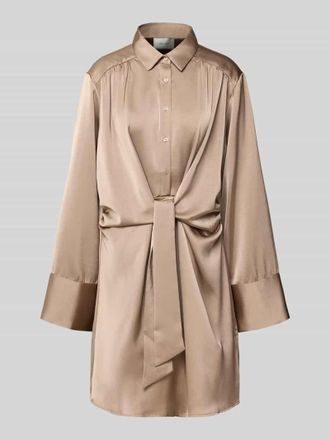 Neo Noir Knielanges Hemdblusenkleid mit Knotendetail Modell Biria