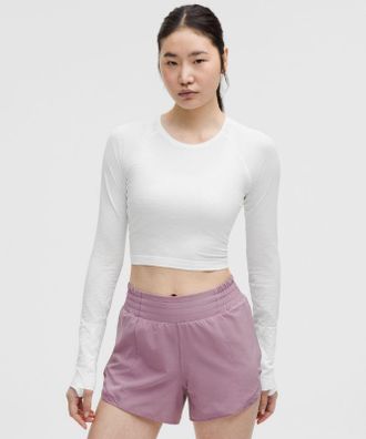 lululemon Swiftly Tech Cropped-Langarmshirt 2.0 f&uuml;r Frauen - Gr&ouml;&szlig;e 10 in White