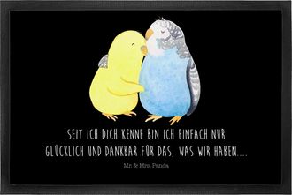 Mr. & Mrs. Panda 50 x 75 cm Fu&szlig;matte Wellensittich Liebe - Geschenk, Jahrestag, Heiratsantrag, Schmutzf&auml;nger, T&uuml;rvorleger, Umarmung, Fu&szlig;matte innen