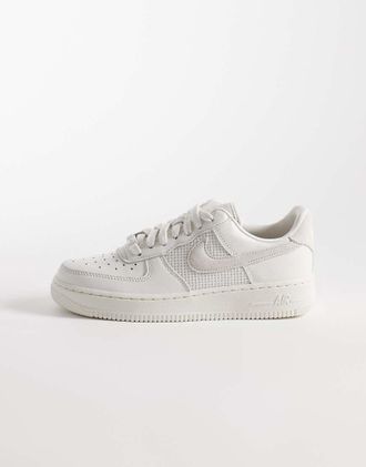 Nike Air Force 1 07 - Sneaker in Wollwei&szlig;