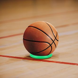 Yarnow Ballpr&auml;sentationsst&auml;nder 5 St&uuml;ck Kunststoff 18cm Sportballhalter f&uuml;r Basketball Fu&szlig;ball und Volleyball f&uuml;r Zuhause und Sporthallen