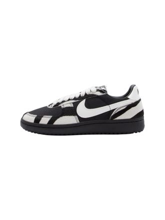 Nike Sneaker Field General