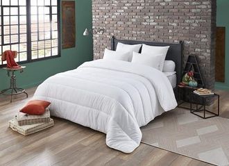 Dodo Couette Chaude Arizona 220x240 cm - Convient 1-2 Personnes - Ultra Douce et Gonflante - Tissu 100% Polyester - Garnissage Synth&eacute;tique 100% Polyester F