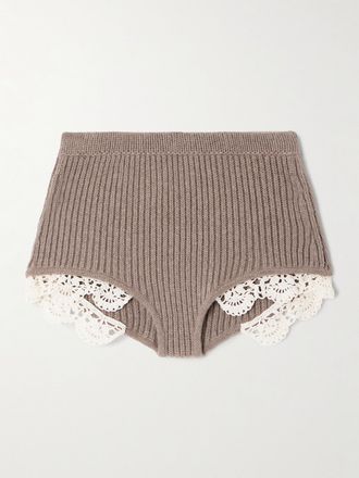 Magda Butrym Shorts Aus Geripptem Kaschmir Mit Bes&auml;tzen Aus Geh&auml;kelter Baumwollspitze - Braun