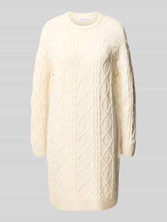 Zabaione Knielanges Strickkleid mit Zopfmuster Modell Sa44die