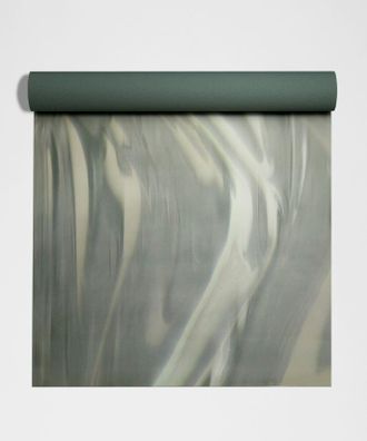 lululemon The Mat 5 mm aus FSC-zertifiziertem Kautschuk - Gr&ouml;&szlig;e 5 mm in Meadow Haze/Willow Leaf/Matcha Magic