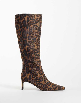 Asos Cedrick bottes &agrave; talon genou &agrave; bout pointu imprim&eacute; l&eacute;opard-Multi