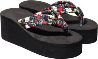 IFUNDOM Tongs Compens&eacute;es Femme &agrave; Semelle &Eacute;paisse Sandales Estivales Confortables et Styl&eacute;es pour Int&eacute;rieur et Ext&eacute;rieur &Eacute;l&eacute;gantes et F&eacute;minines