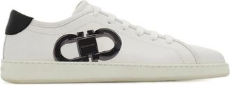 Ferragamo Homme, Chaussures, Blanc, Taille: 40 1/2 EU Baskets Blanches avec Imprim&eacute; Gancini