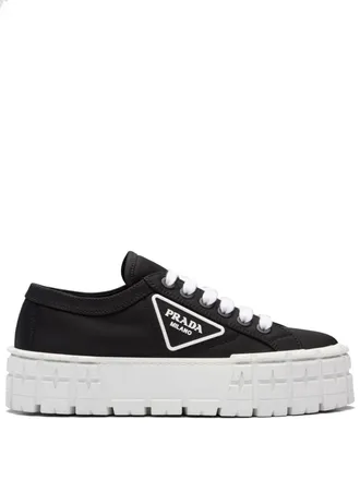 Prada: Black Sneakers / Trainer now up to −37% | Stylight Prada: Black Sneakers / Trainer now up to −37% | Stylight