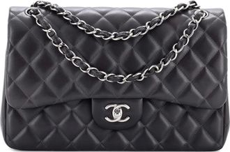 Chanel Classic Double Flap Bag Quilted Lambskin Jumbo shoulder bag - Gris