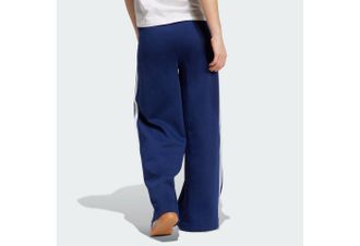 adidas Fleecehose ADIDAS 3-STREIFEN FLEECEHOSE, WEIT GESCHNITTEN (1-tlg)