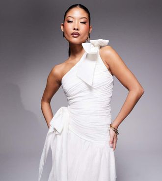 Forever New Asymmetrisches Minikleid in Porzellanweiß mit Schleifendetail