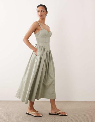 Abercrombie & Fitch Robe mi-longue &agrave; col V en serg&eacute; - Vert moyen