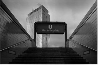 artboxONE Poster 30x20 cm Städte/Berlin Alexanderplatz - Bild Berlin Alexanderplatz Architektur