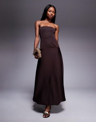 Asos Robe longue bouffante &agrave; taille basse - Chocolat-Marron