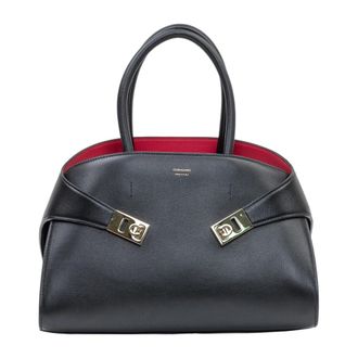Ferragamo Hug Henkeltasche - - Bags - Damen - Schwarzk - ONE SIZE