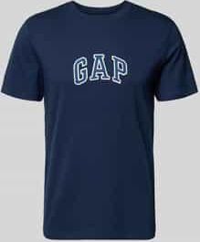 GAP T-Shirt mit Logo-Patch und Rundhalsausschnitt