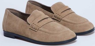 Topshop Charlie - Flache Loafer aus echtem Wildleder in Kamelbraun-Gr&uuml;n