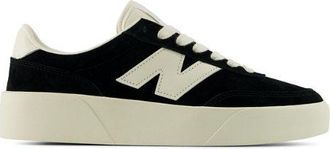New Balance Unisex 750 in Schwarz/Beige, Leder, Gr&ouml;&szlig;e 37.5