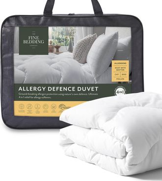 The Fine Bedding Company Allergie-Abwehr-Bettdecke, 4,5 Tog, aus recycelten Materialien, antiallergisch und hypoallergen, Super-Kingsize-Bett