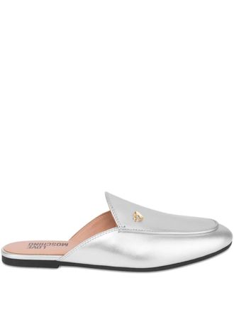 Love Moschino Mules mit Metallic-Emblem - Silber