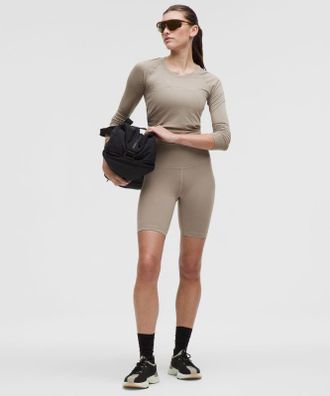 lululemon Wunder Train Shorts mit hohem Bund für Frauen - 20 cm - Khaki - Größe 0