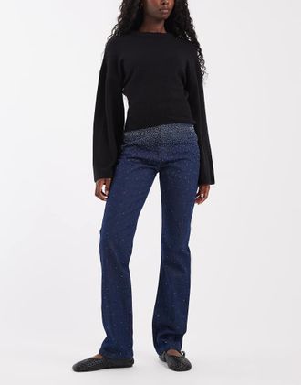 Asos Jeans mit verzierter Taille in dunkler Waschung-Marineblau