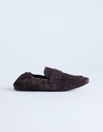 Topshop Brooks - Loafer aus echtem Wildleder in Schokobraun und Raffung hinten-Brown