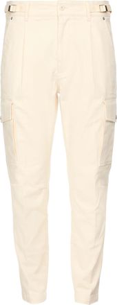 Moncler HOSEN & R&Ouml;CKE - Hosen auf YOOX.COM
