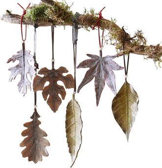 Loberon Blatt 6er Set Merel, handgefertigte Anhänger, von Hand bemalt, naturnaher Charme, Dekoration, Dekoobjekt, Polyresin, braun