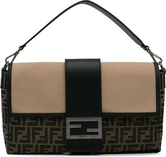 Fendi Hobo Bags - Large Zucca Canvas Convertible Belt Baguette - Gr. unisize - in Braun - f&uuml;r Damen
